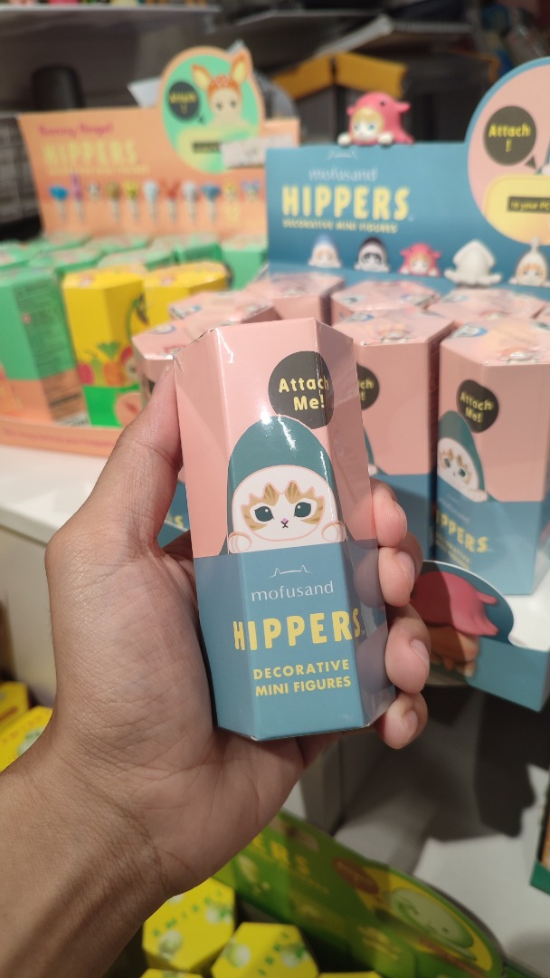 Mofusand Hipper, Hobbies & Toys, Memorabilia & Collectibles, Fan ...