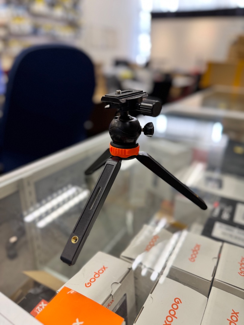 PROOCAM TRIPOD PORTABLE TABLE FOR CAMERA & PHONE, Photography ...
