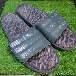 Selipar, Men's Fashion, Footwear, Flipflops and Slides on Carousell