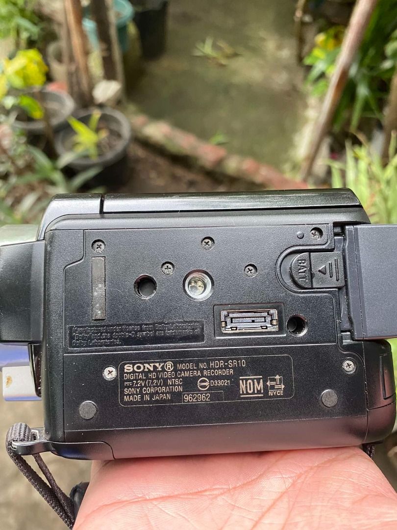 Sony HDR-SR10 4MP W NIGHTVISION *SD CARD - HDD ( NO NEED TAPE ...