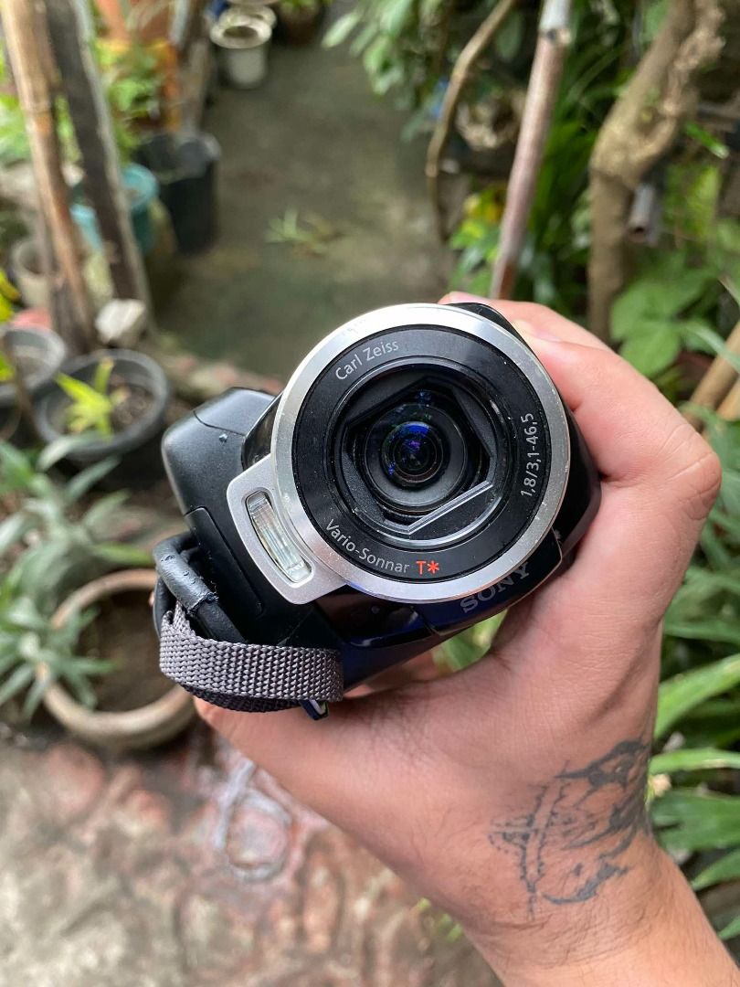 Sony HDR-SR10 4MP W NIGHTVISION *SD CARD - HDD ( NO NEED TAPE ...