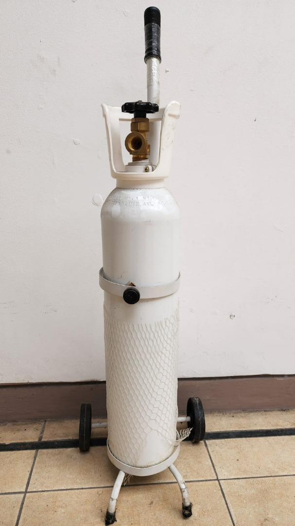Tabung Oksigen 1m3 lengkap (siap pakai). Alat bantu pernafasan, bisa ...