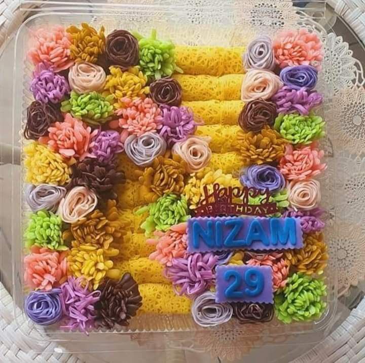 Tempahan roti jala berhias+kati ayam, Food & Drinks, Other Food ...