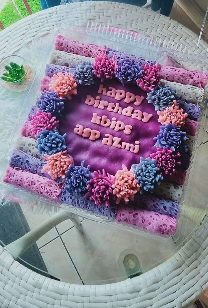 Tempahan roti jala berhias+kati ayam, Food & Drinks, Other Food ...
