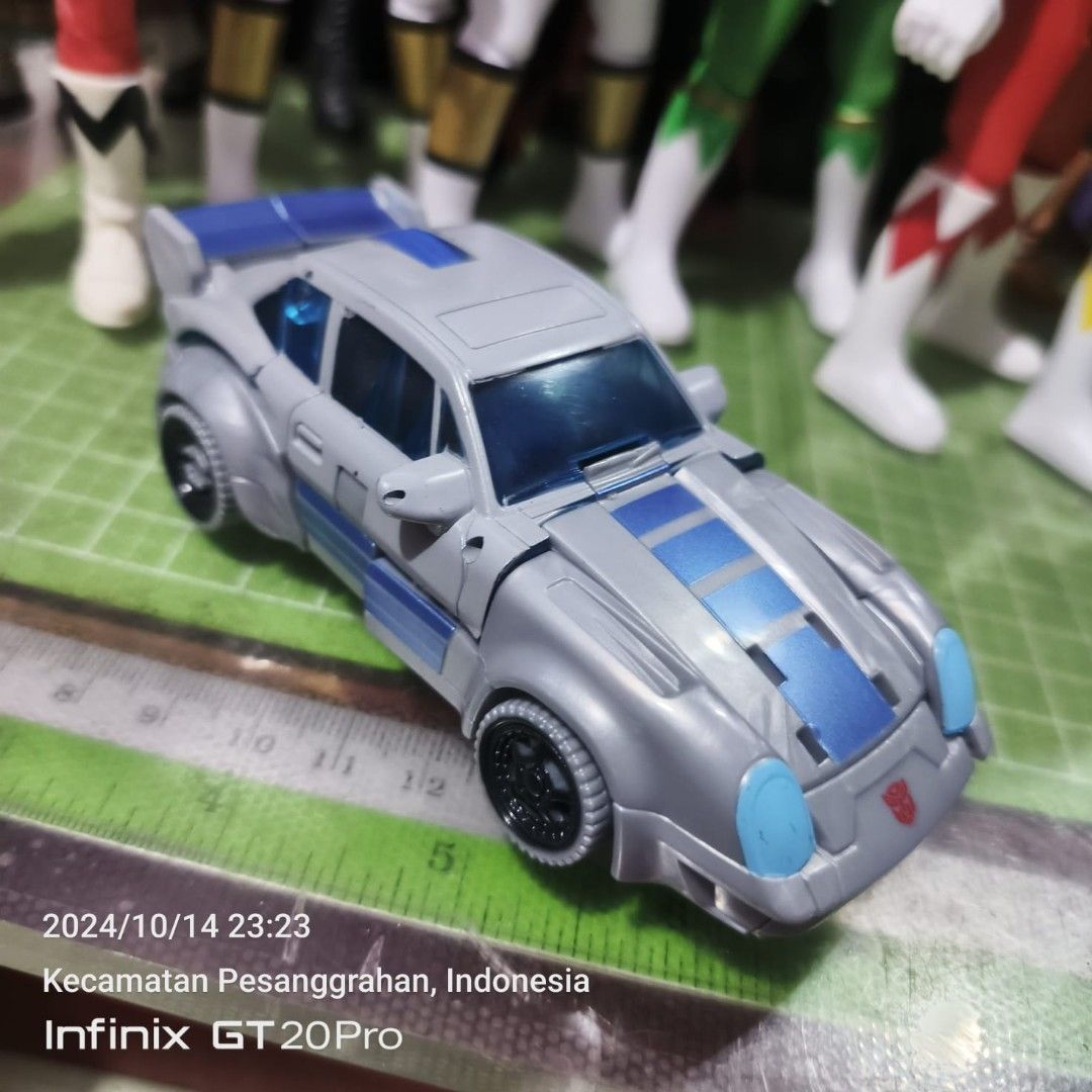 Transformers Rise Of The Beast Deluxe Class Mirage Hasbro, Barang Yang ...