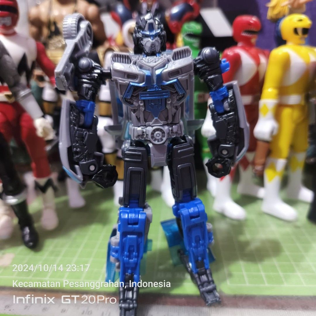 Transformers Rise Of The Beast Deluxe Class Mirage Hasbro, Barang Yang ...