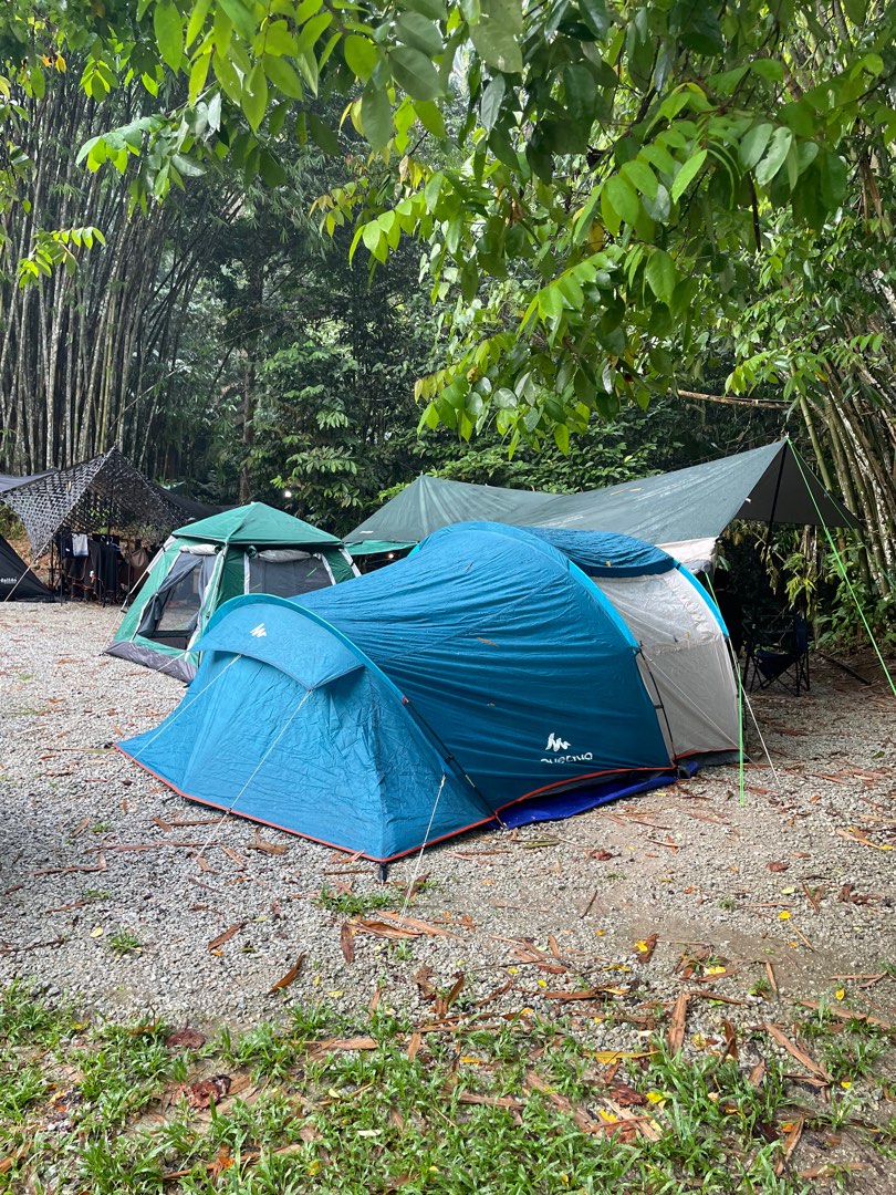 Arpenaz tent, Sports Equipment, Hiking & Camping on Carousell