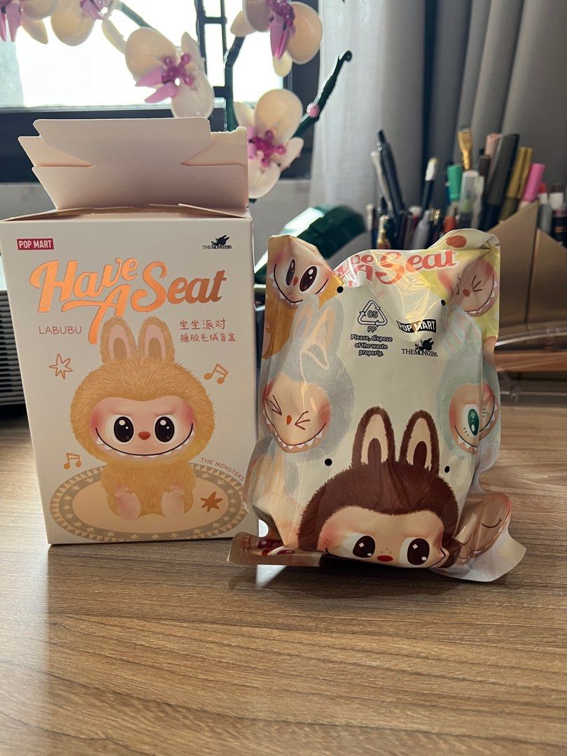 (AUTH) Pop Mart Labubu (Dada) Sealed Pouch, Hobbies & Toys, Toys ...