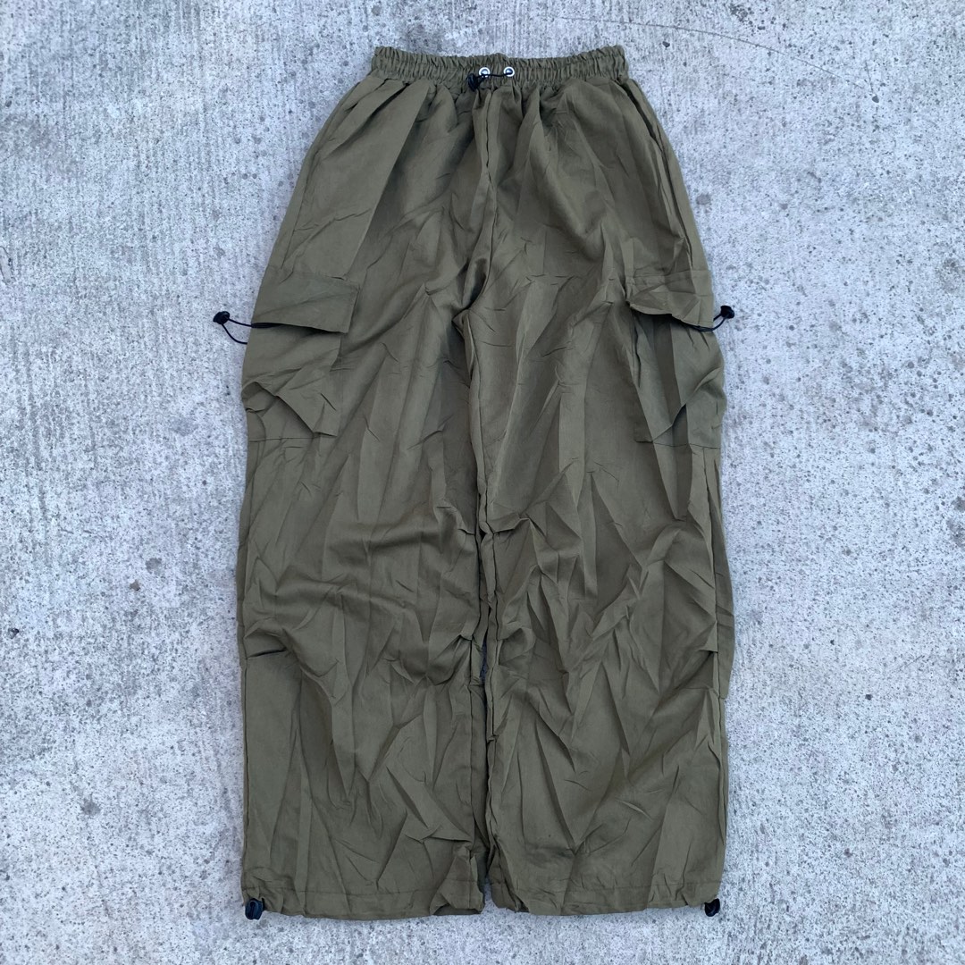 Baggy Parachute Cargo Pants, Men's Fashion, Bottoms, Joggers on Carousell