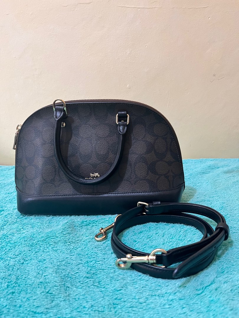 COACH SMALL ALMA, Luxury, Bags & Wallets on Carousell