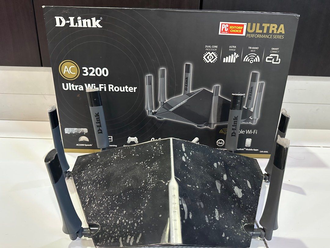 D-Link DIR-890L AC 3200 Ultra Wifi Router, Computers & Tech, Parts ...