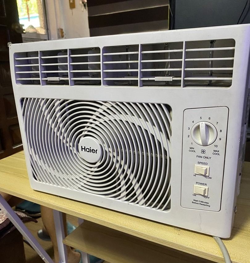 Haier 0.5HP Window Type Aircon, TV & Home Appliances, Air Conditioning ...
