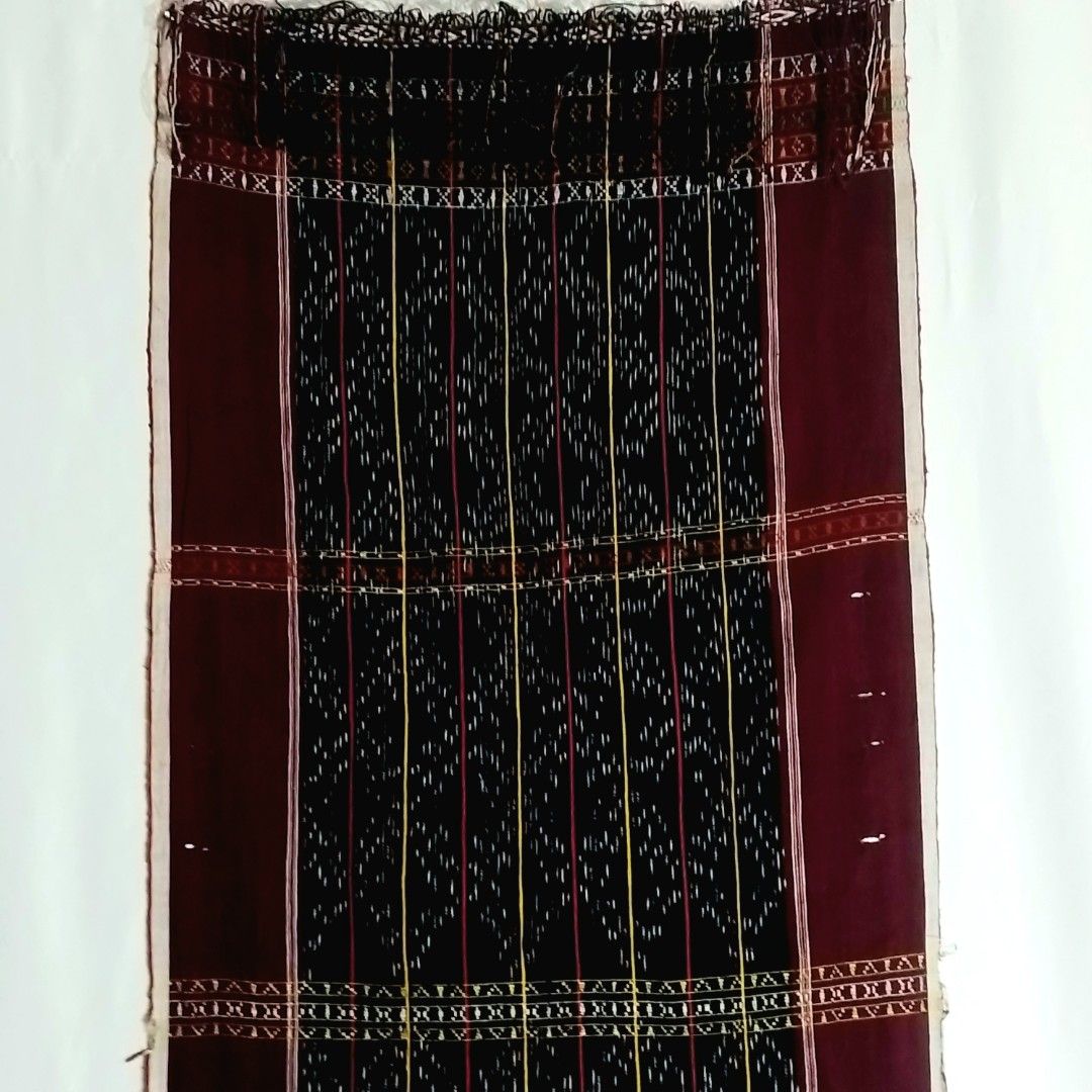 Kain Tenun Tradisional Ulos Kuno dan Langka - Kondisi Ada Lubang. Suku ...