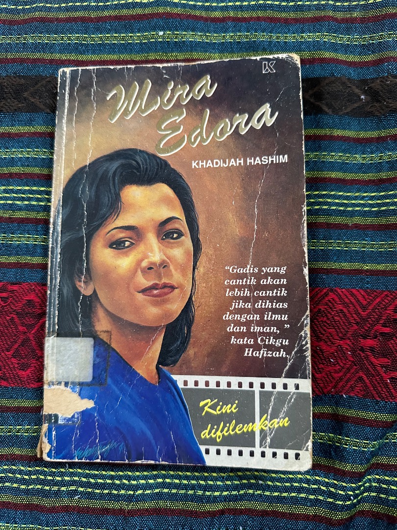 MIRA EDORA BY KHADIJAH HASHIM, Hobbies & Toys, Books & Magazines, Storybooks on Carousell