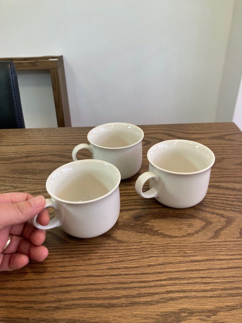 MUJI Tea Pot (Beige White) 450ml. Including 3 Cups, 傢俬＆家居, 廚具和餐具, 茶具配件 ...