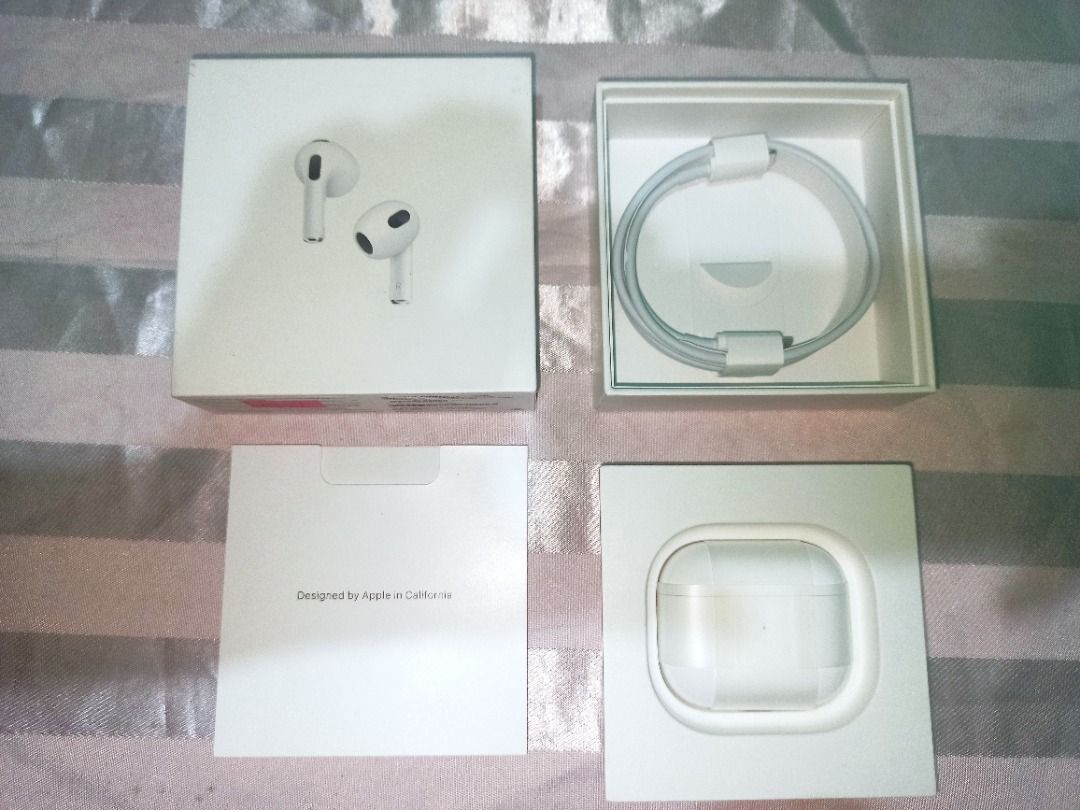 (NEW & ORIG) AIRPODS 3RD GEN LIGHTNING CHARGING CASE, Audio, Earphones ...