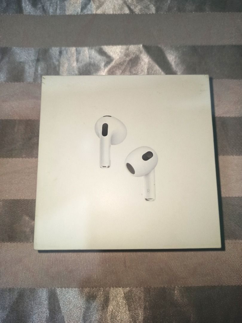 (NEW & ORIG) AIRPODS 3RD GEN LIGHTNING CHARGING CASE, Audio, Earphones ...