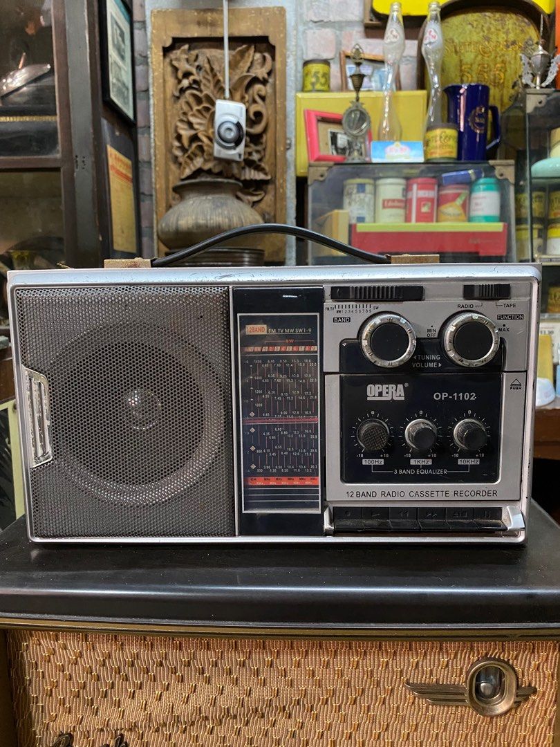 Radio Lama Antik, Audio, Portable Music Players on Carousell