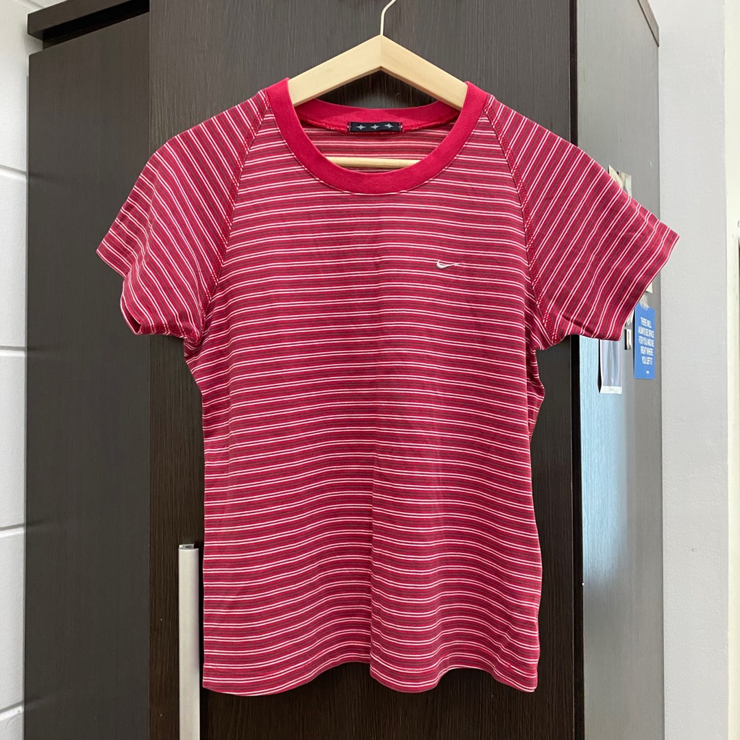 red vintage nike top !, Women's Fashion, Tops, Shirts on Carousell