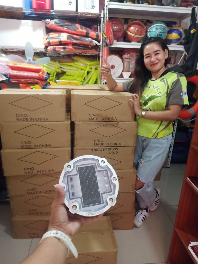 ROAD STUD 6 LOCKS, Everything Else, Looking For on Carousell