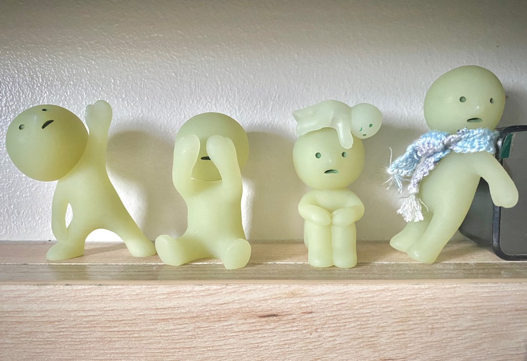 Smiski Set, Hobbies & Toys, Memorabilia & Collectibles, Fan Merchandise ...