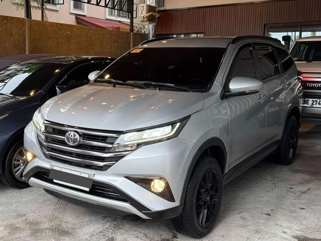 Toyota Rush Second Hand Used Cars for Sale | Carousell