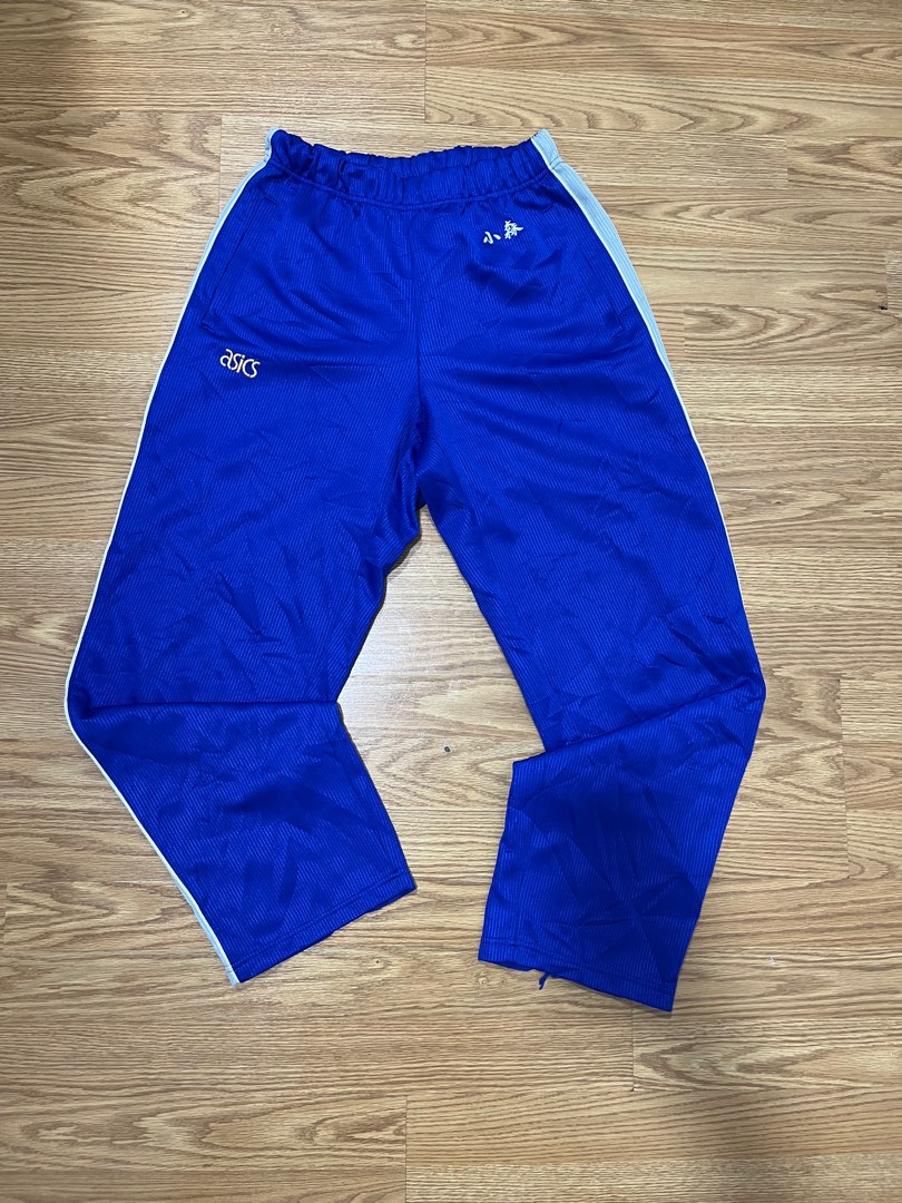 Asics baggy tracksuit, Men's Fashion, Activewear on Carousell