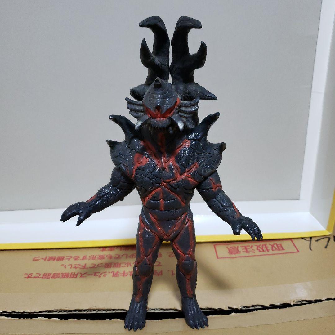 Bandai Sofubi Yamata no Orochi Kumasogami, Hobbies & Toys, Collectibles ...
