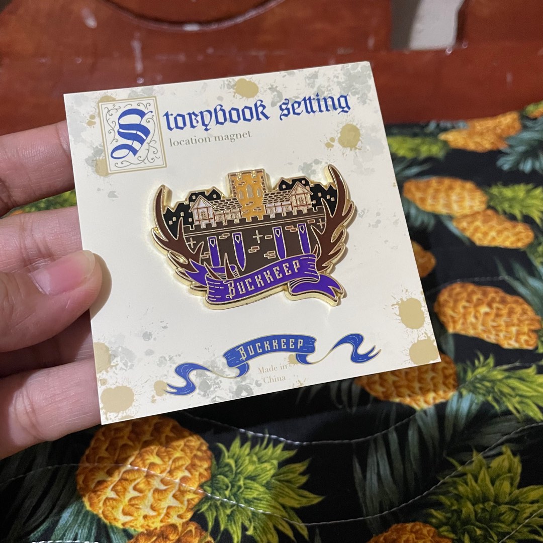 Bookmerch: STORYBOOK SETTING MAGNET, Hobbies & Toys, Memorabilia ...