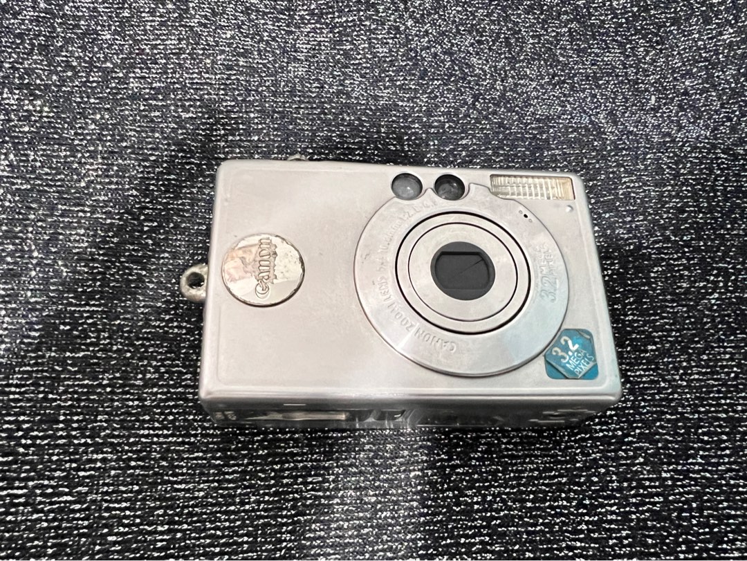Canon iXus Digicam (untested), Photography, Cameras on Carousell