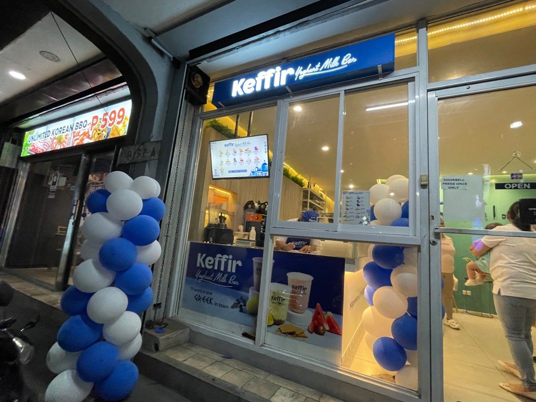 Fruitas kiosk For sale franchise Yogurt Business Kiosk Cart all in ...