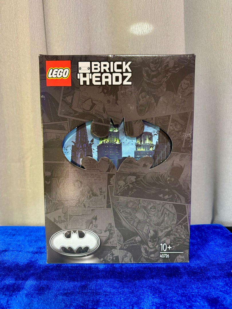 LEGO 40726 Limited Edition Batman 85th Anniversary Brickheadz, Hobbies ...