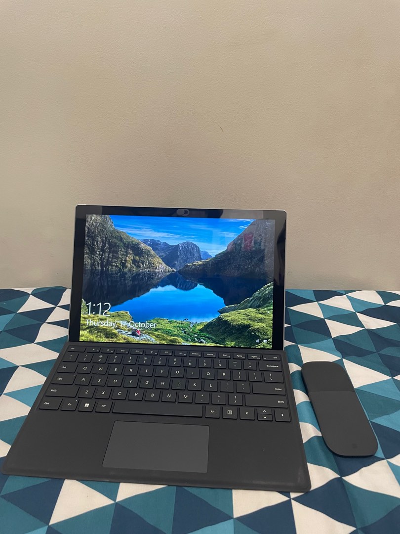 Microsoft Surface Pro 7, Mobile Phones & Gadgets, Tablets, Windows on Carousell