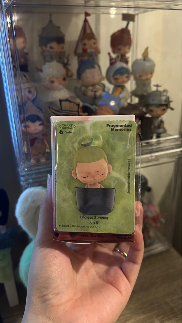 Popmart Kubo Space Breathing In - Endless Summer (unsealed), Hobbies ...