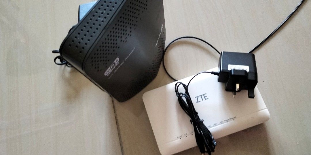 Router maxis fibre, Computers & Tech, Office & Business Technology on ...