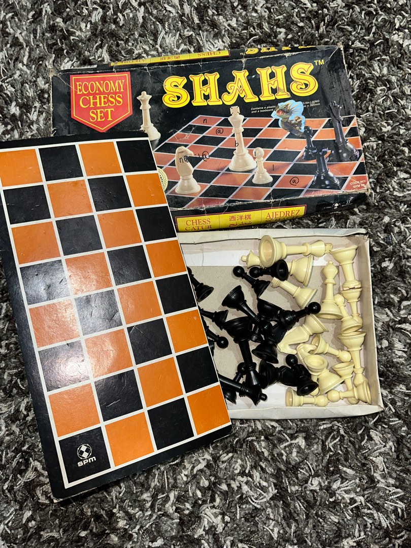 Shahs Chess Set, Hobbies & Toys, Toys & Games on Carousell