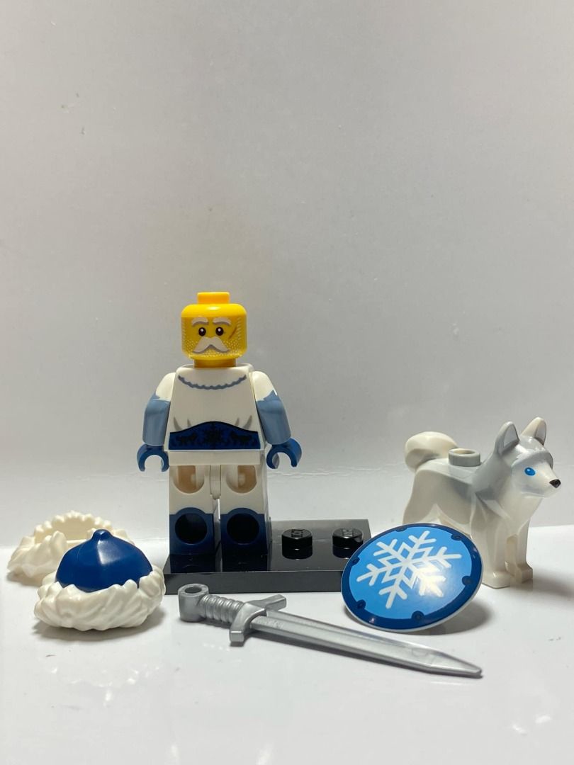 LEGOMinifigure Snow Guardian, Series 22 (Complete Set with Stand and ...