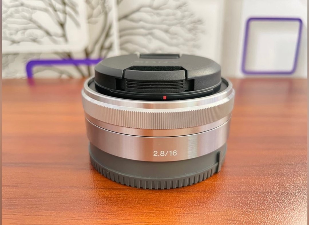 SONY 16MM F2.8 E-MOUNT PANCAKE LENS, Photography, Lens & Kits on Carousell