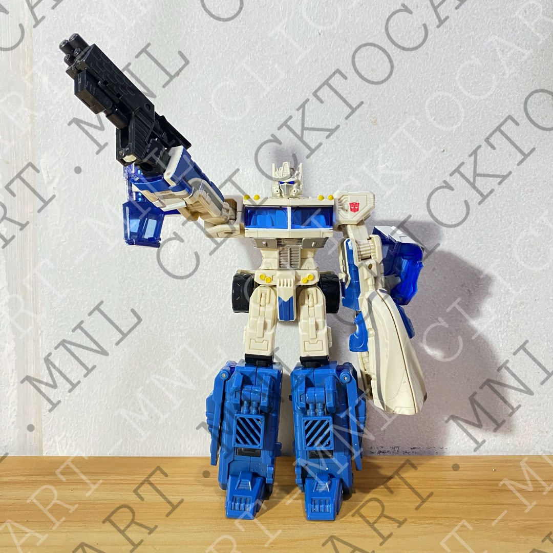 Transformers Ultra Magnus Deluxe Class, Hobbies & Toys, Toys & Games on ...