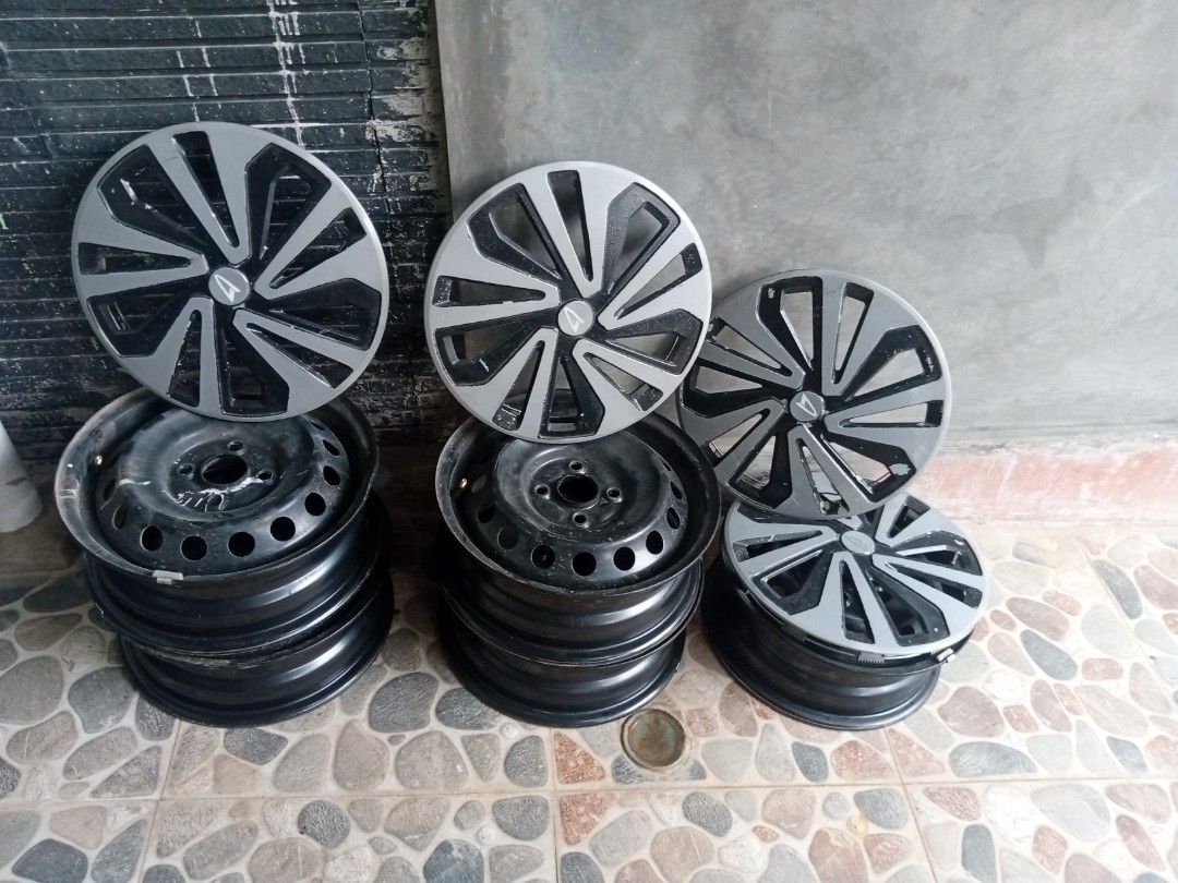 Velg Kaleng Copotan Sigra 2024, Aksesoris Mobil di Carousell