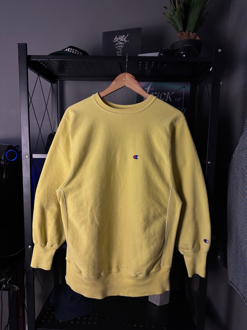 Vintage 90s Reverse Weave Champion, Men's Fashion, Tops & Sets, Hoodies on Carousell