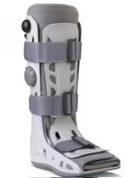 Breg Genesis walker boot (FULL SHELL) M-Size Right, Health & Nutrition ...
