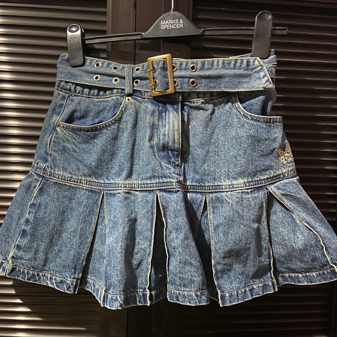 Y2K Pleated Denim Skort, Women's Fashion, Bottoms, Skirts on Carousell
