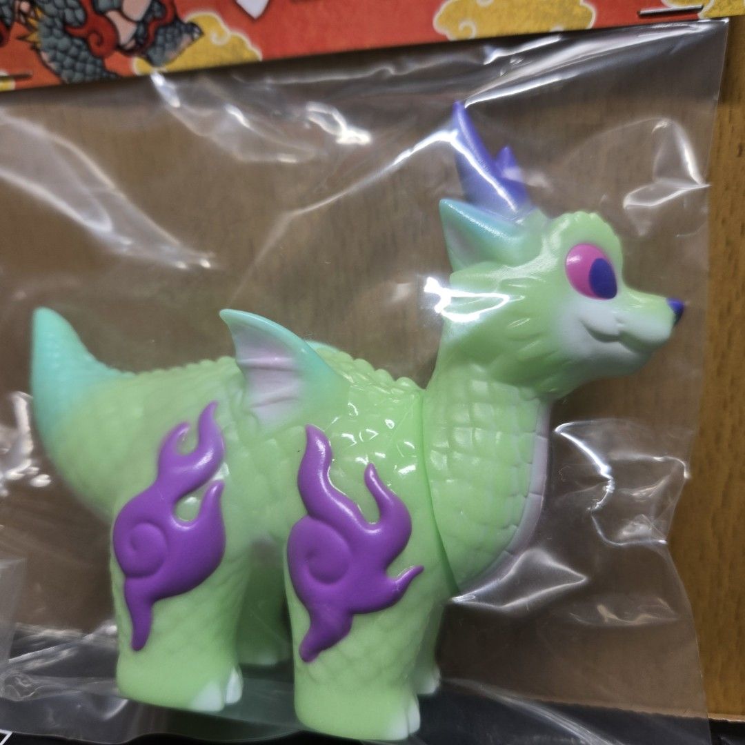 小夏屋 小夏貓 龍之子 蓄光 sofubi sofvi 搪膠, 興趣及遊戲, 玩具 & 遊戲類 - Carousell