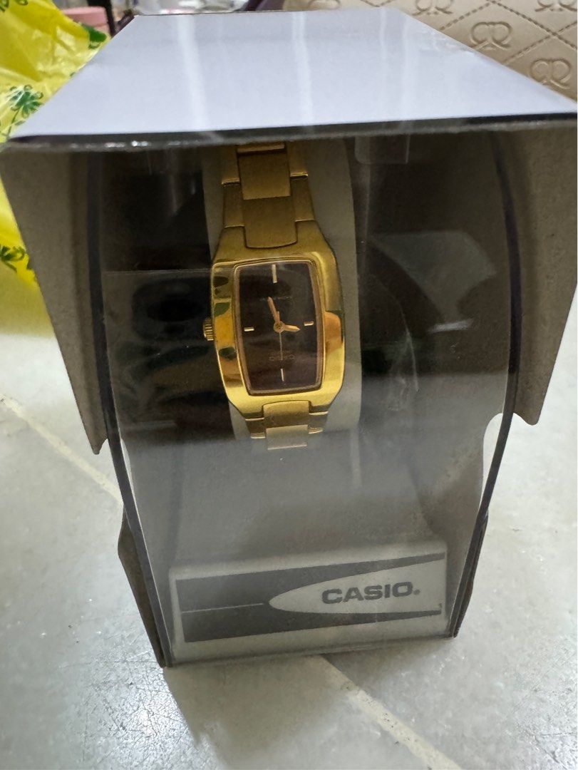 Casio Gold Square Watch, Women's Fashion, Watches & Accessories ...