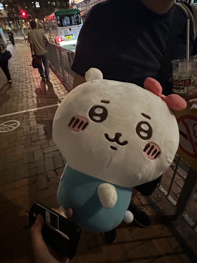 Chiikawa x Hellokitty（夾公仔展品）, 興趣及遊戲, 玩具 & 遊戲類 - Carousell