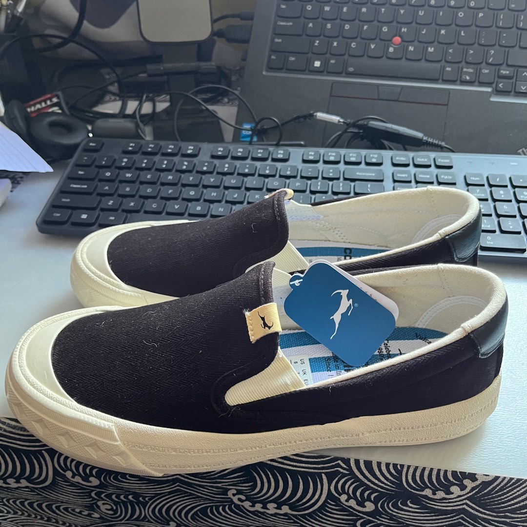 Compass Retrograde Slip On, Men's Fashion, Footwear, Casual shoes on ...