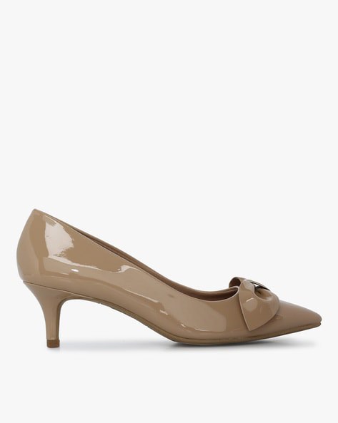 Dexflex Comfort Pointed-Toe Pumps with Bow, Women's Fashion, Footwear ...
