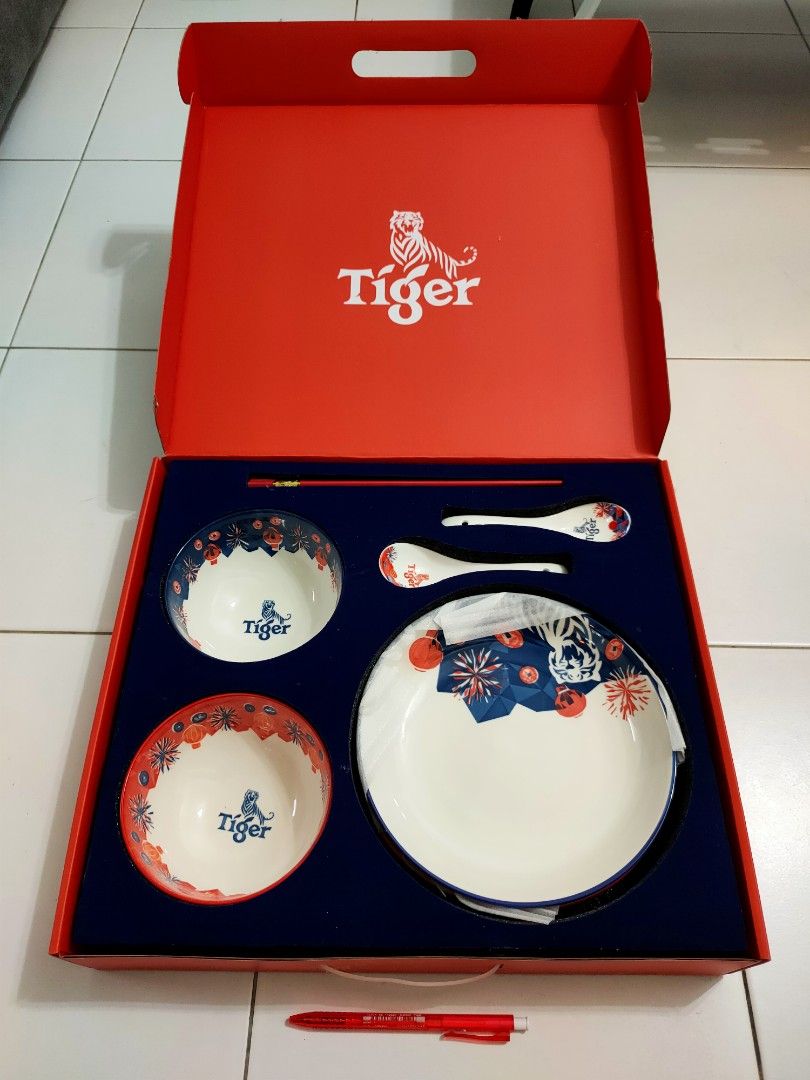 Limited Edition Tiger Dining set, Furniture & Home Living, Kitchenware & Tableware, Dinnerware ...