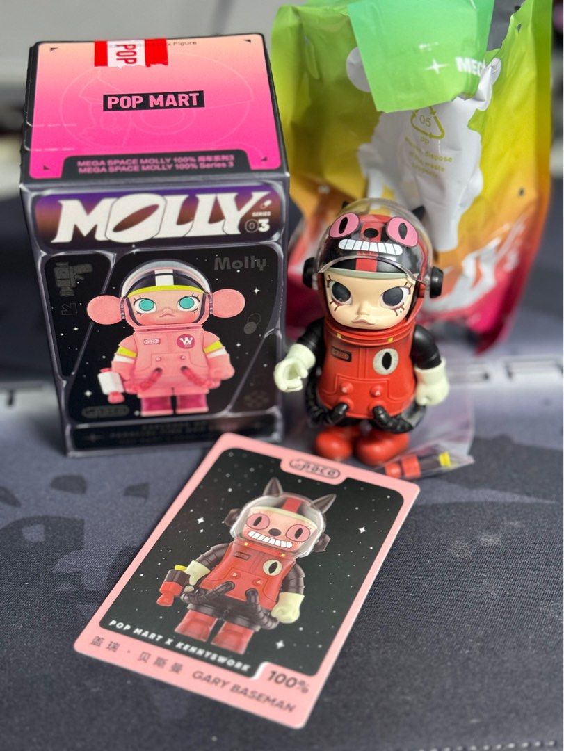 Mega Space Molly 100% Series 3 - Gary Baseman, Hobbies & Toys, Toys ...